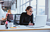 Stillesittende jobb: - Ekspertens tips: Slik minsker du belastningen ...
