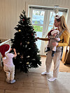 Juleforberedelser med lave skuldre